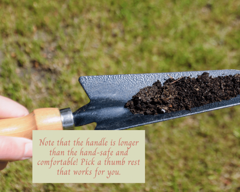 Choosing the Best Garden Trowel for Your Garden Tasks ⋆ Roots and Maps